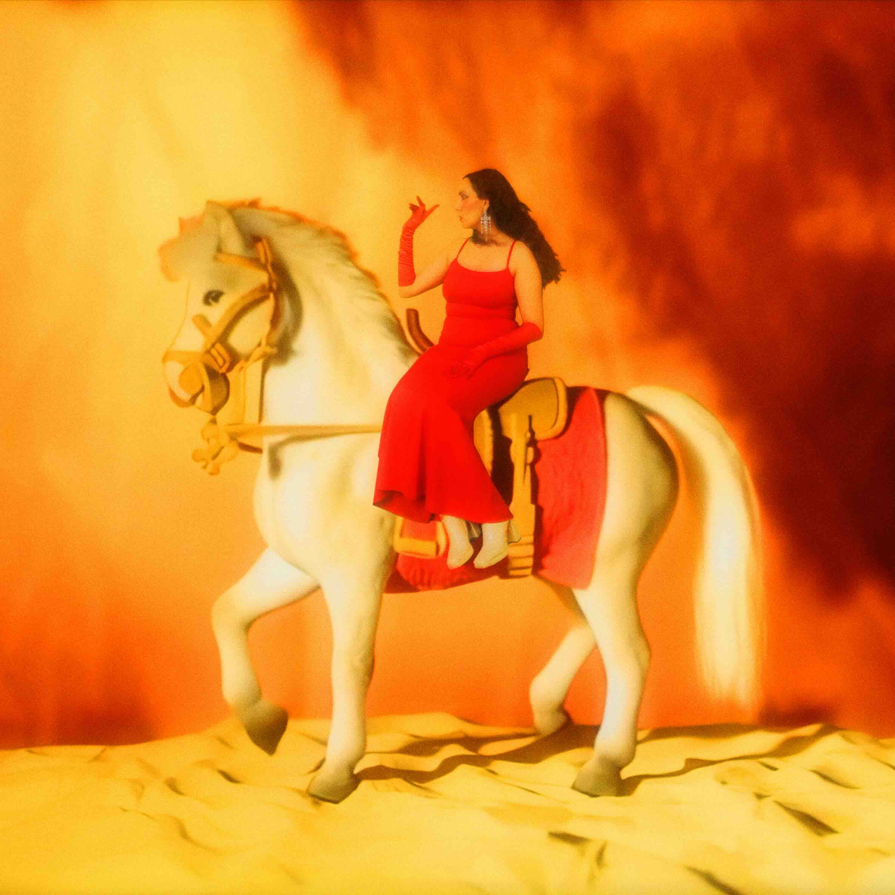 Sarah Maison Unveils “Exister” – New Defiant Single | MusicWire